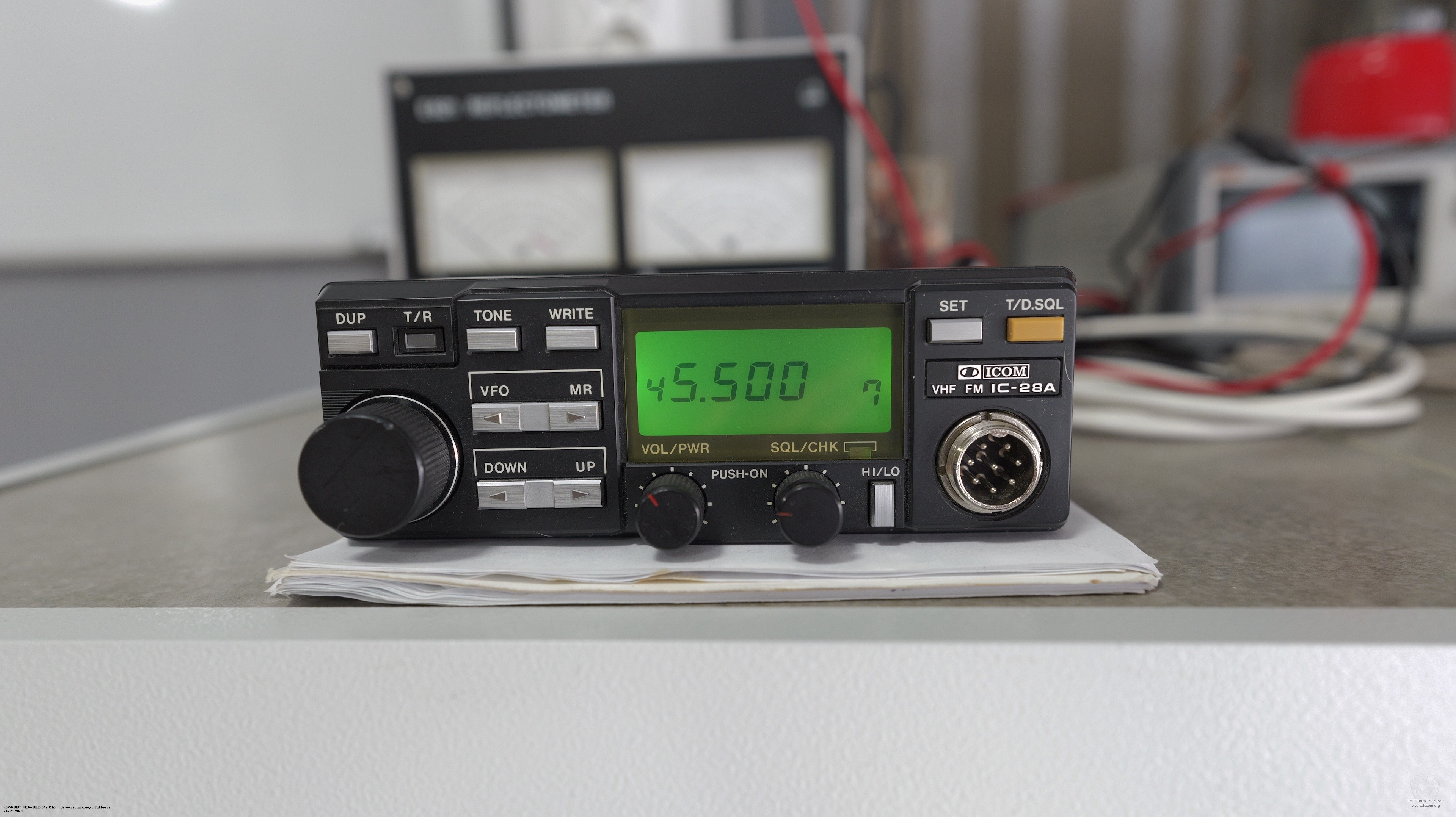 Передняя панель радиостанции Icom IC-28A | фотография от ЗАО Вива-Телеком