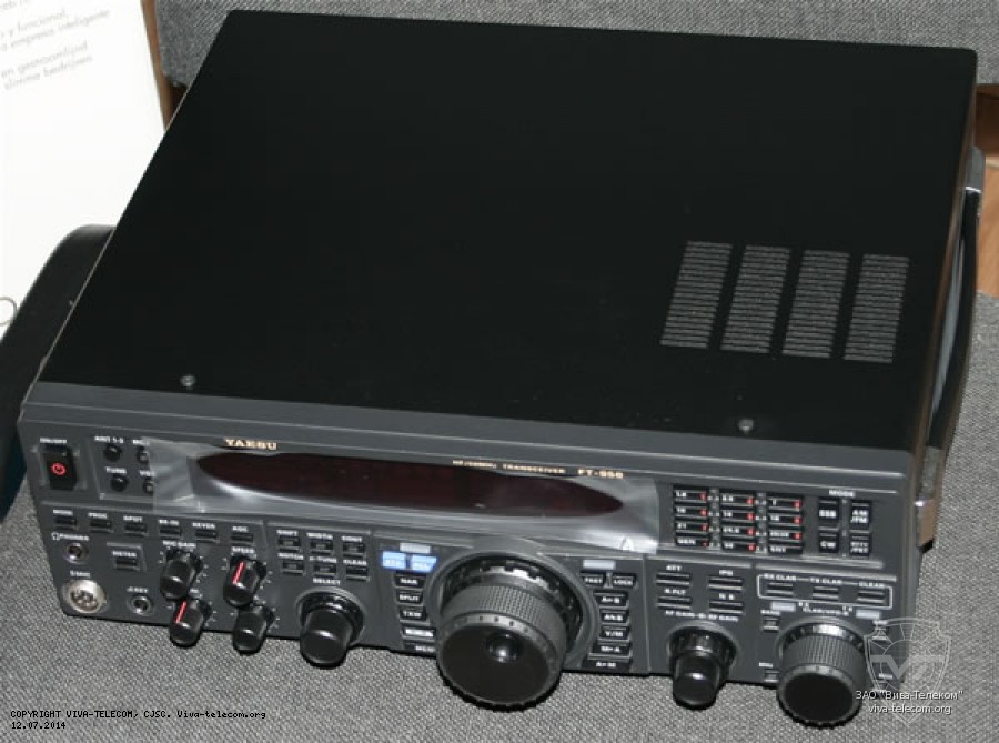 Yaesu FT-950 | фотография от ЗАО Вива-Телеком